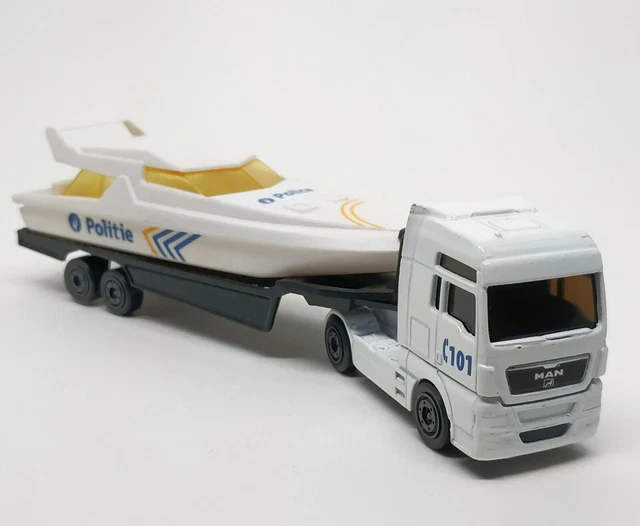 MAJORETTE MAN TGX Truck Politie 101 Bianco con Barca 1/100 (6") Difetto ...