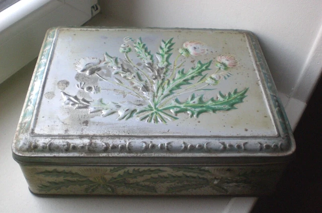 ANCIENNE BOÎTE BISCUITS BISLOR NANCY décor chardons fleuris. en relief ...