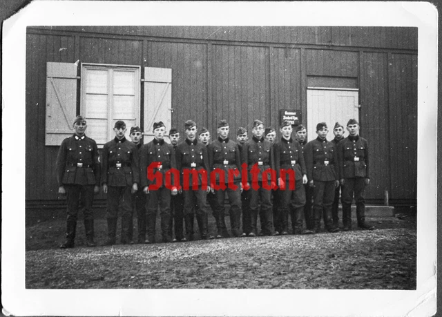 D8 WW2 ORIGINAL Photo Of German Wehrmacht Rad Infantry Lining Up £3.99 ...
