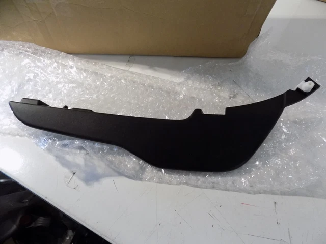 GENUINE LAND ROVER Discovery 5 Front Bumper Air Deflector LR083069 £59. ...