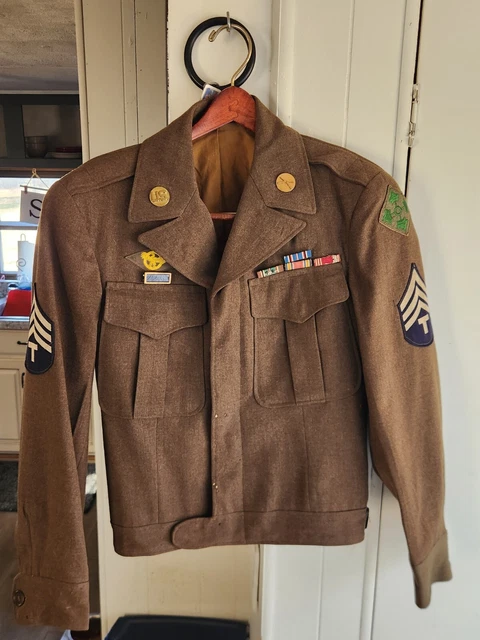 WW2 US ARMY 4th Infantry Division Uniform Ike Jacket Presidential Unit ...