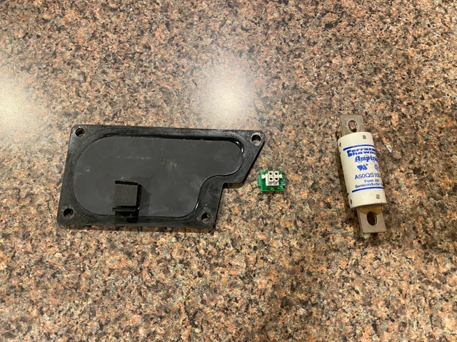TOYOTA RAV4 EV Tesla EV Battery Junction box Cover W/ Fuse and HVIL ...