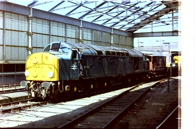 35MM RAILWAY COLOUR Negative Class 40 97 408 at Crewe £1.95 - PicClick UK