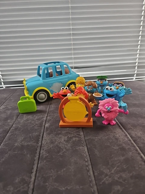 CBEEBIES FURCHESTER HOTEL Monster Shuttle Car, Figures, Elmo, Cookie ...