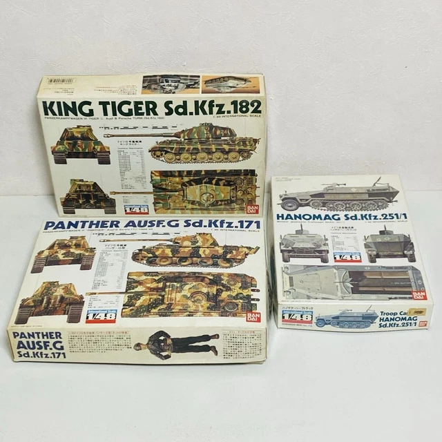 BANDAI 1/48 PANZER V Panther G, Panzer VI Königstiger und Hanomag ...