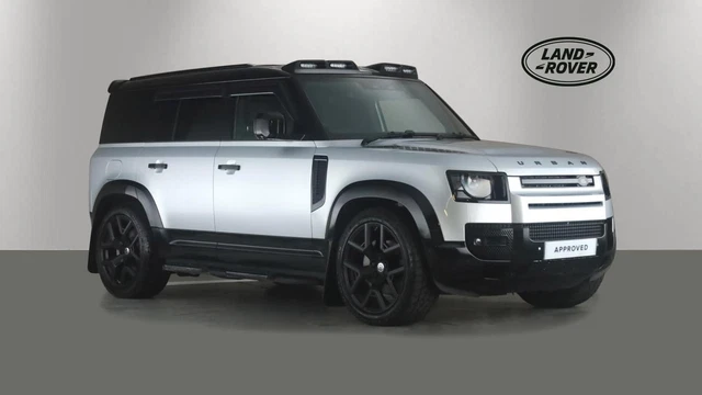 2021 LAND ROVER Defender 110 3.0 D300 MHEV HSE Hard Top SUV 5dr Diesel ...