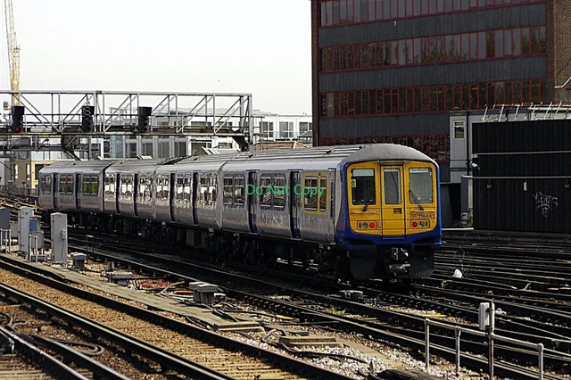 6X4 GLOSSY PHOTO BR Class 319 319443 @ London Bridge c.2007 £1.10 ...