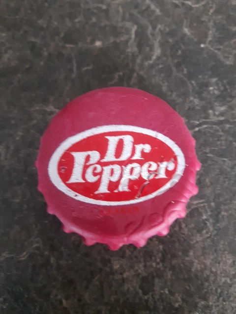 VTG DR. PEPPER Beverage Bottle Cap Collectible Eraser FREE COMBINED ...