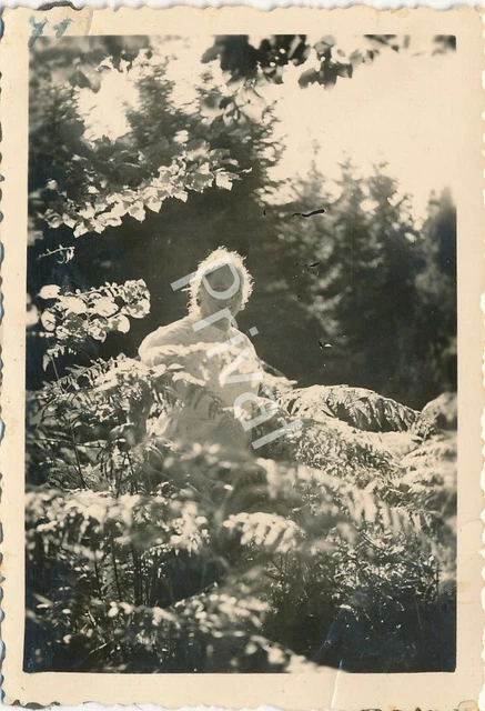 FOTO WK II 1. Mai 1939 junge Frau Spaziergang Zipf Austria ...