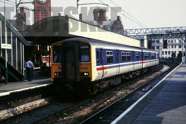35MM SLIDE BR British Railways DMU Class 150 150217 Manchester 1989 ...