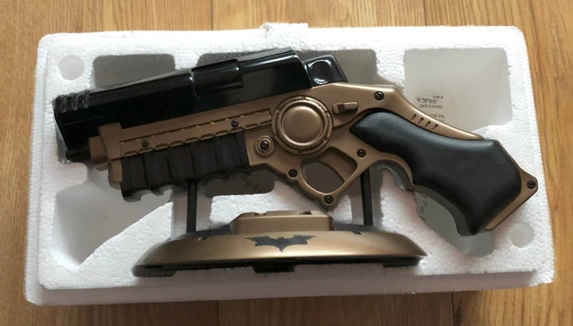 BATMAN THE DARK Knight Grappling Launcher Life Sized Replica Prop £499. ...