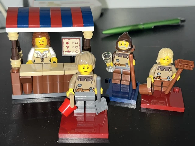 LEGO CASTLE MEDIEVAL Market Village - 10193 - Stall & maid and 3 ...