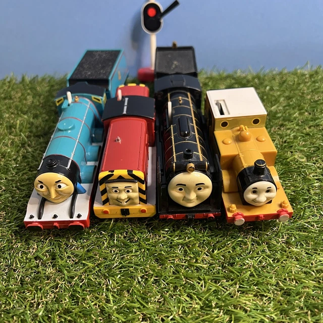 TOMY PLARAIL TRACKMASTER Multiple Junk Thomas The Tank Engine Listing £ ...