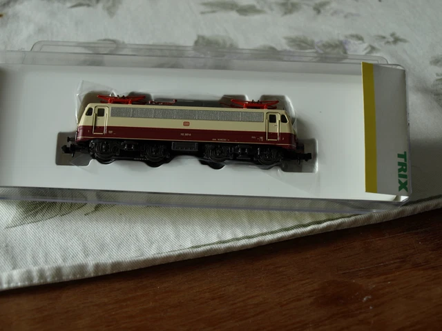 MINITRIX SCHNELLZUGLOK BR 112 mit 3 IC/EC Schnellzugwagen EUR 144,00 ...