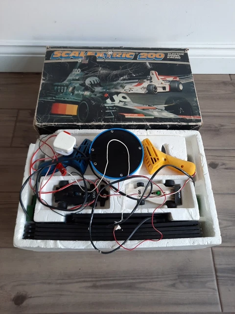 SCALEXTRIC 200 C559 Electric Model Racing Set Boxed Untested Spares ...