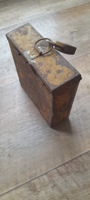 ORIGINAL WW2 German Aircraft Small And Empty Container For Medical ...