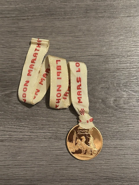 MARS LONDON MARATHON Finishers 1987 Medal £37.00 - PicClick UK