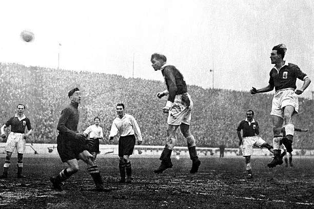 BIRMINGHAM CITY TED Purdon heads ball over Chelsea goalkeeper Ch- Old ...