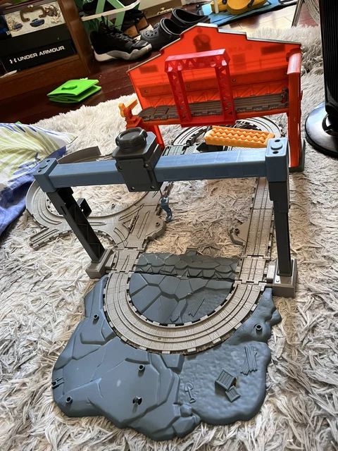 FISHER-PRICE THOMAS & Friends Take-n-Play The BMQ Slate Loading Station ...