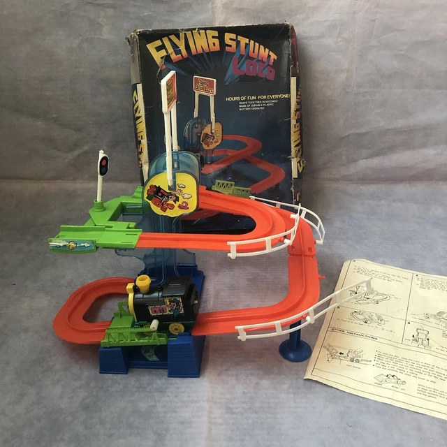 VINTAGE FLYING STUNT Loco 70s 80s Train Track Toy £20.00 - PicClick UK