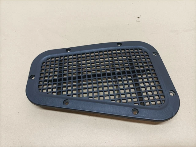 LAND ROVER DEFENDER 110 Left Wing Top Intake Grille Awr2215 £10.00 ...