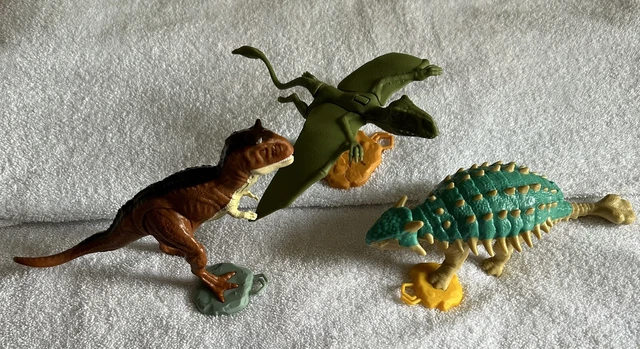 KINDER JURASSIC WORLD Full Set X3 Large Maxi £15.00 - PicClick UK