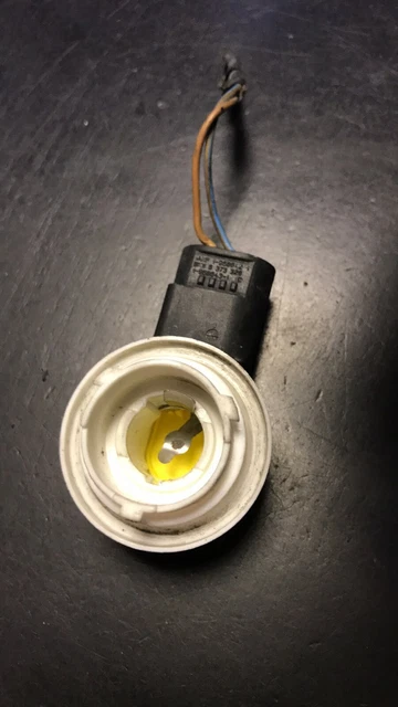 GENUINE BMW 2 Pol Socket For E46 With 2 Pins 8373328 £6.69 - PicClick UK