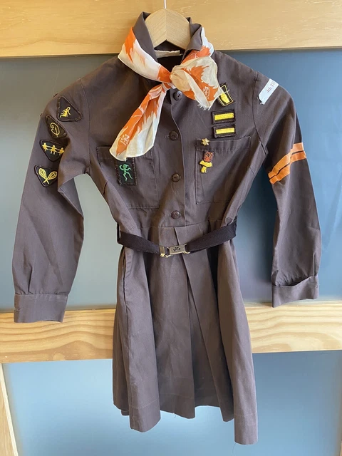 CANADIAN BROWNIE GIRL Guide UNIFORM Dress Scarf Badges Belt Vintage ...