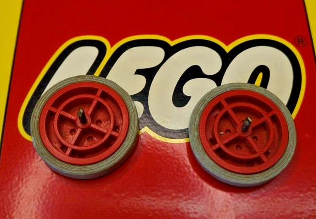 LEGO 2 X 715ac02 Wheel with 12 Studs and Axle Cam for Motor with Light ...