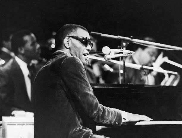 THE AMERICAN SINGER musician Ray CHARLES celebrating 38th birt- 1968 ...