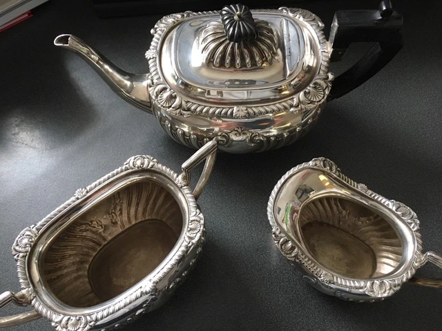 VINTAGE SHEFFIELD SILVER Plate Joseph Ridge 1880's tea pot sugar bowl ...