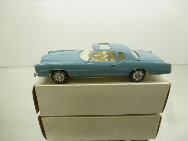 JOHAN MODELS 1975 Cadillac Eldorado - Jennifer Blue 1:25 - Good In Box ...