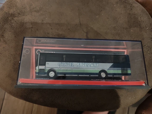 CORGI ORIGINAL OMNIBUS BWFC Team Coach Eavesway. Bolton Wanderers ...