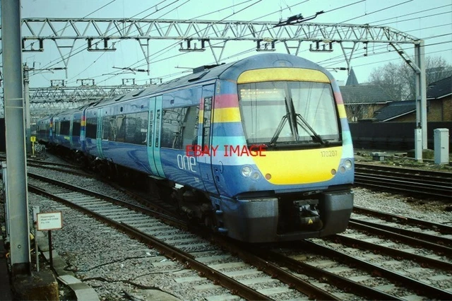 PHOTO CLASS 170 Turbo 3-Car Dmu No 170 207 Passing Stratford Of ...