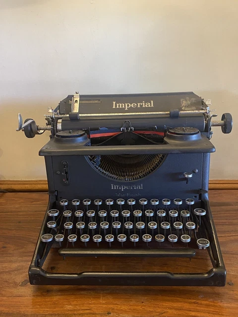 ANTIQUE IMPERIAL TYPEWRITER - 1920s Black Typewriter - Prop - Display ...