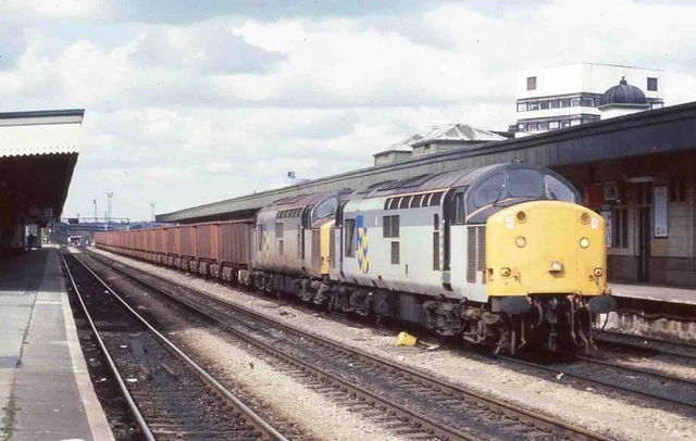 35MM SLIDE BR British Railways Diesel Loco Class 37 716/714 ORE CARDIFF ...