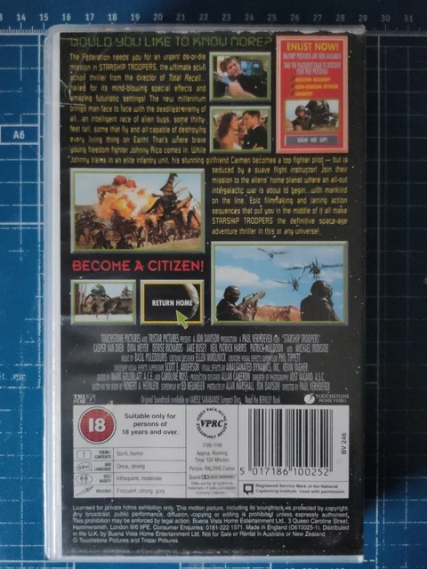 STARSHIP TROOPERS - Paul Verhoeven,Casper Van Die,Neil Patrick Harris ...