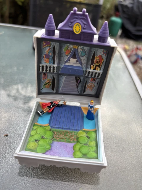 DISNEY SLEEPING BEAUTY Magic Castle VHS Promotional Child Playset Toy ...