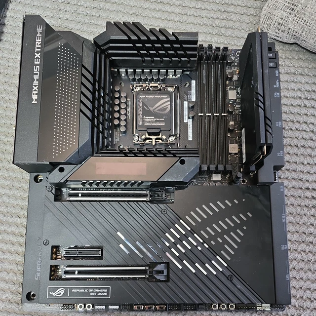 ASUS ROG MAXIMUS Z790 Extreme £500.00 - PicClick UK