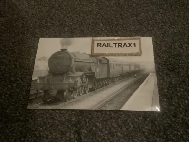 RAILWAY STEAM PHOTOGRAPH - 60821 At Hitchin Station & Shed Yard - 19/8 ...