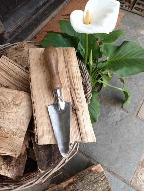 VINTAGE GARDEN HAND Forged Brades Narrow Alpine Fern Trowel Polished ...