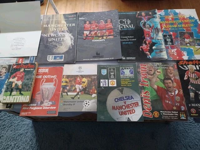 MANCHESTER UTD PROGRAMMES (10),cantona Book,& Signed Brian Robson Xmas ...