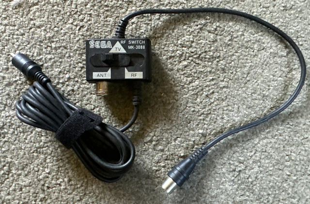 OFFICIAL SEGA MEGA Drive RF Cable MK-1633-18 Unit Ariel Lead Genuine ...