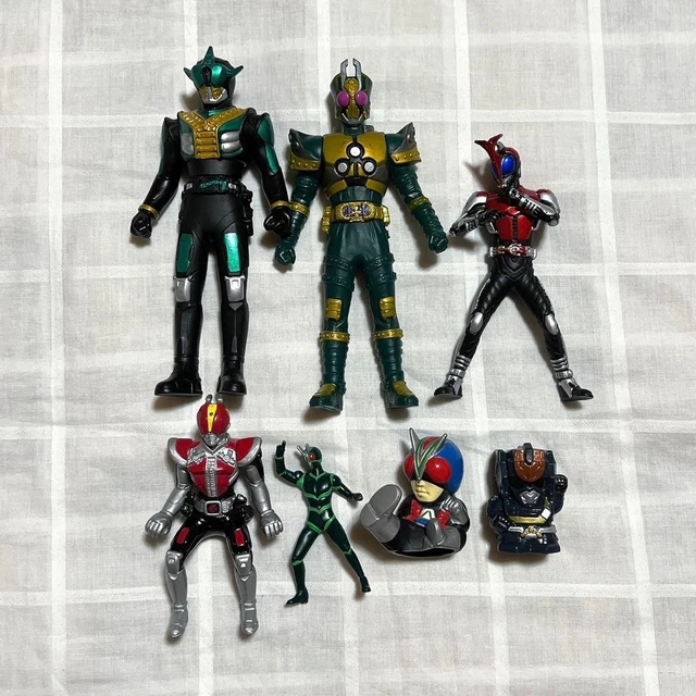 KAMEN RIDER GENSEISHIN Justy Riser Soft Vinyl Figure Set di 7 EUR 58,58 ...