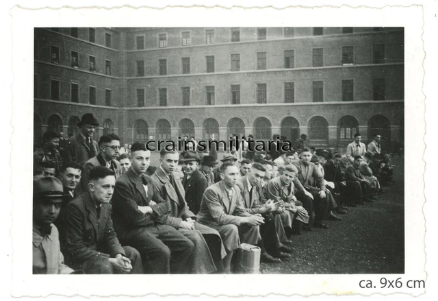 ORIG. FOTO EINBERUFUNG RAD in Rotebühl Kaserne STUTTGART Versorungsamt ...