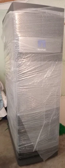 NETAPP NAC-0501 42U Server Rack Cabinet Schrank Mit Türen EUR 500,00 ...