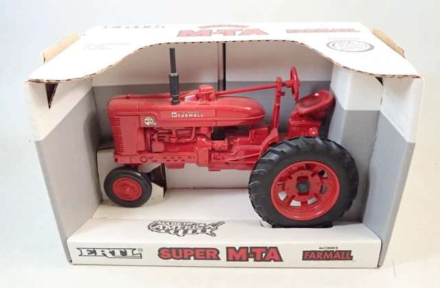 1991 ERTL FARMALL/MCCORMICK Super M-TA Tractor 1/16 Scale Diecast Toy ...
