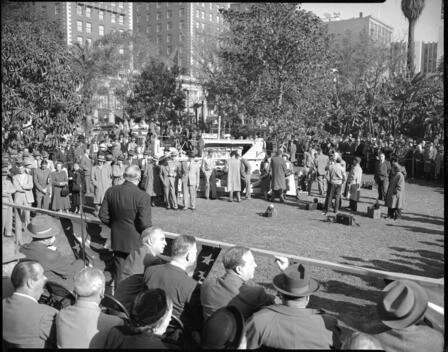 CROWD AT THE Groundbreaking Ceremony For The Pershing Square Park - Old ...
