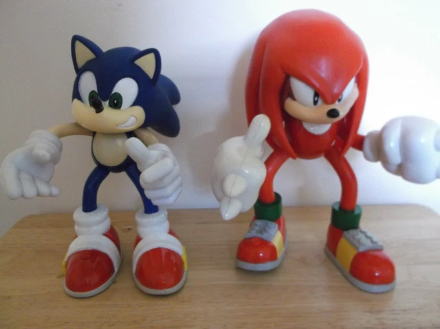 SONIC ADVENTURE TOY Island 8” Sonic The Hedgehog / 9” Knuckles Talking ...