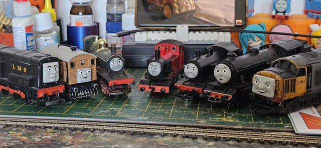 HORNBY BACHMANN THOMAS & Friends 00 Gauge CUSTOM FACES Pack 2 £37.08 ...